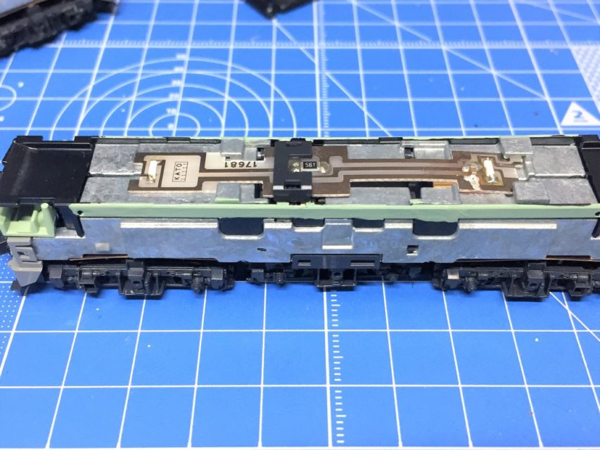 EF65 500番台 P形を弄る。KATO 3060-1 EF65 503号機 | NGaugeJP - 横濱模型 | 鉄道模型Nゲージ情報 ...
