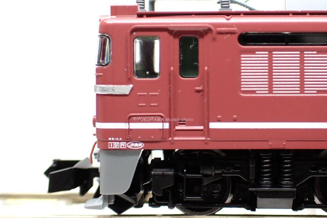 EF81 600番代（JR貨物更新色）が入線です。TOMIX 7180 | NGaugeJP - Nゲージインフォメーションサイト | 鉄道模型Nゲージ情報サイト（鉄道模型の最新情報が満載）