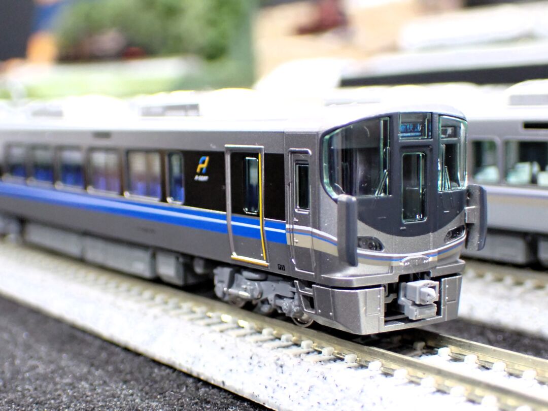 KATO 225系 100・700番台 4両セット 品番：10-1900 | NGaugeJP - Nゲージインフォメーションサイト