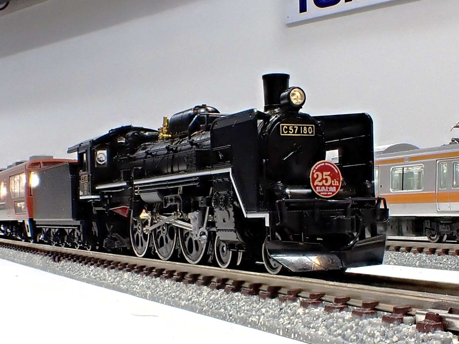 C57形蒸気機関車（180号機） 品番：2011 鉄道模型 TOMIX(トミックス) | NGaugeJP - 横濱模型